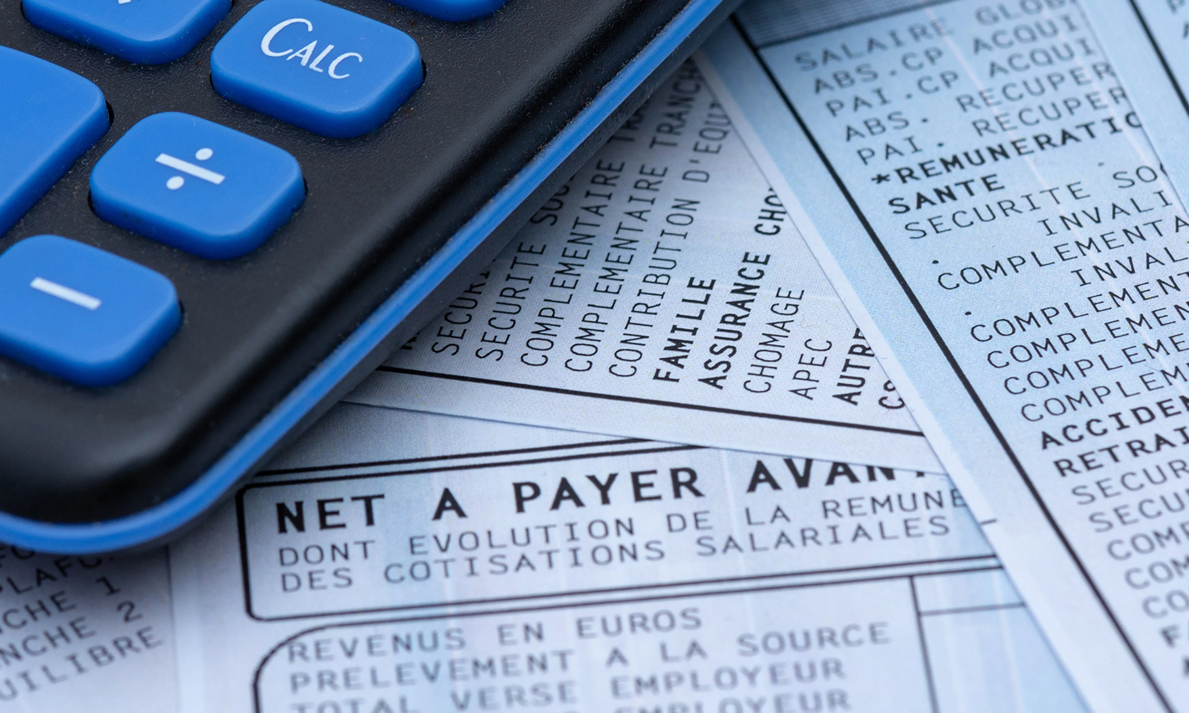Paye des salariés au forfait jours : calcul et traitement des absences